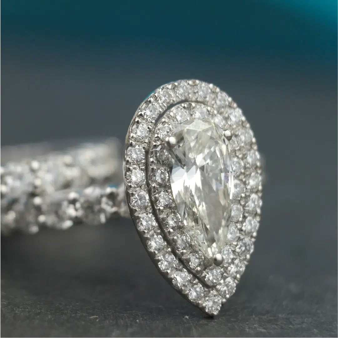 Pear Diamond Cut Quality Guide - Brilliance, Ratios & The Bow-Tie