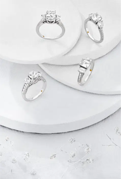 Three Stone Engagement Ring Buying Guide - La Joya